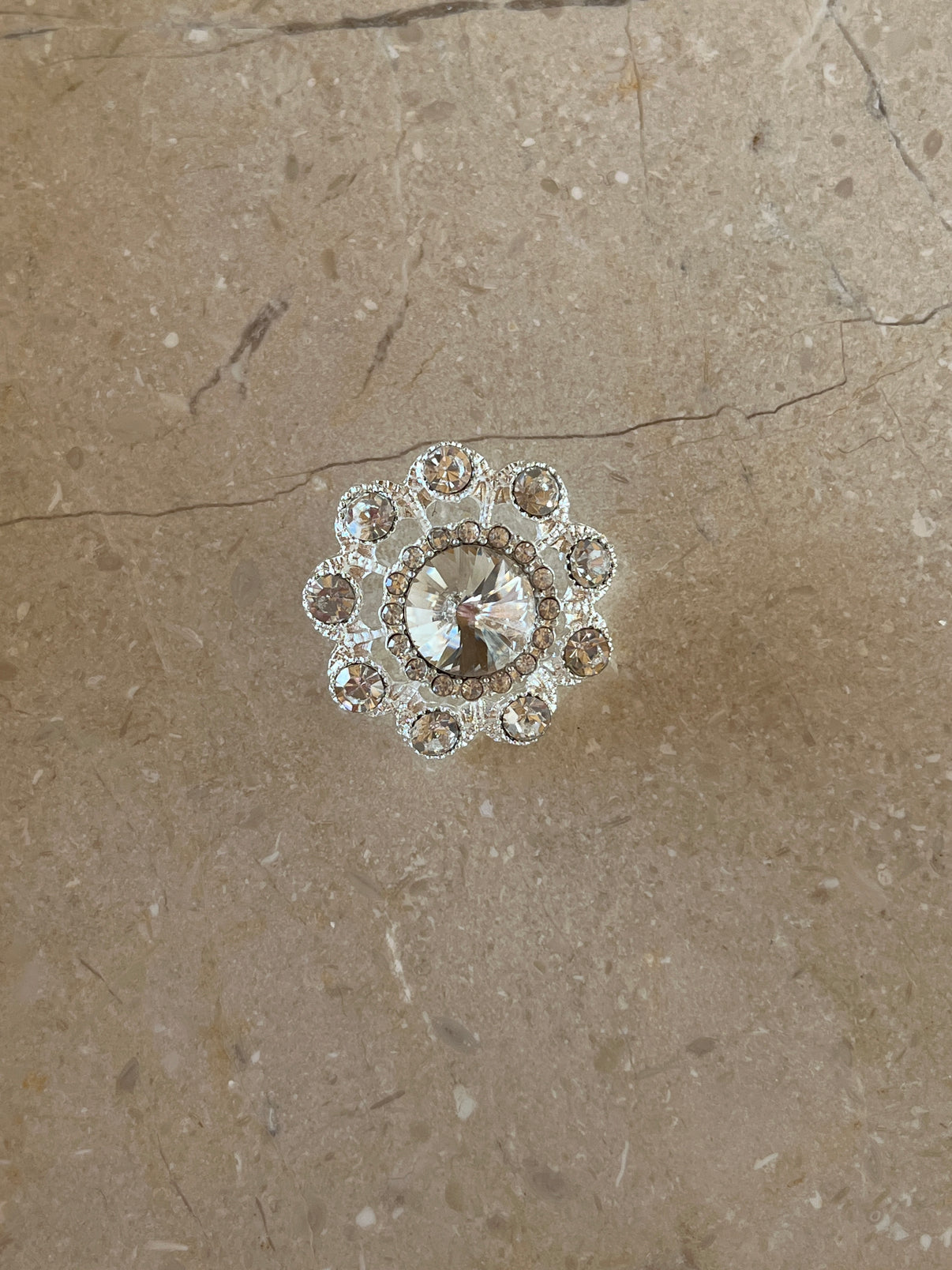 Aria Button – Touch of EEVA